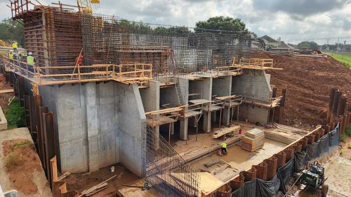 Construction Update: LID 7 Stormwater Pump Station Update / Fort Bend ...